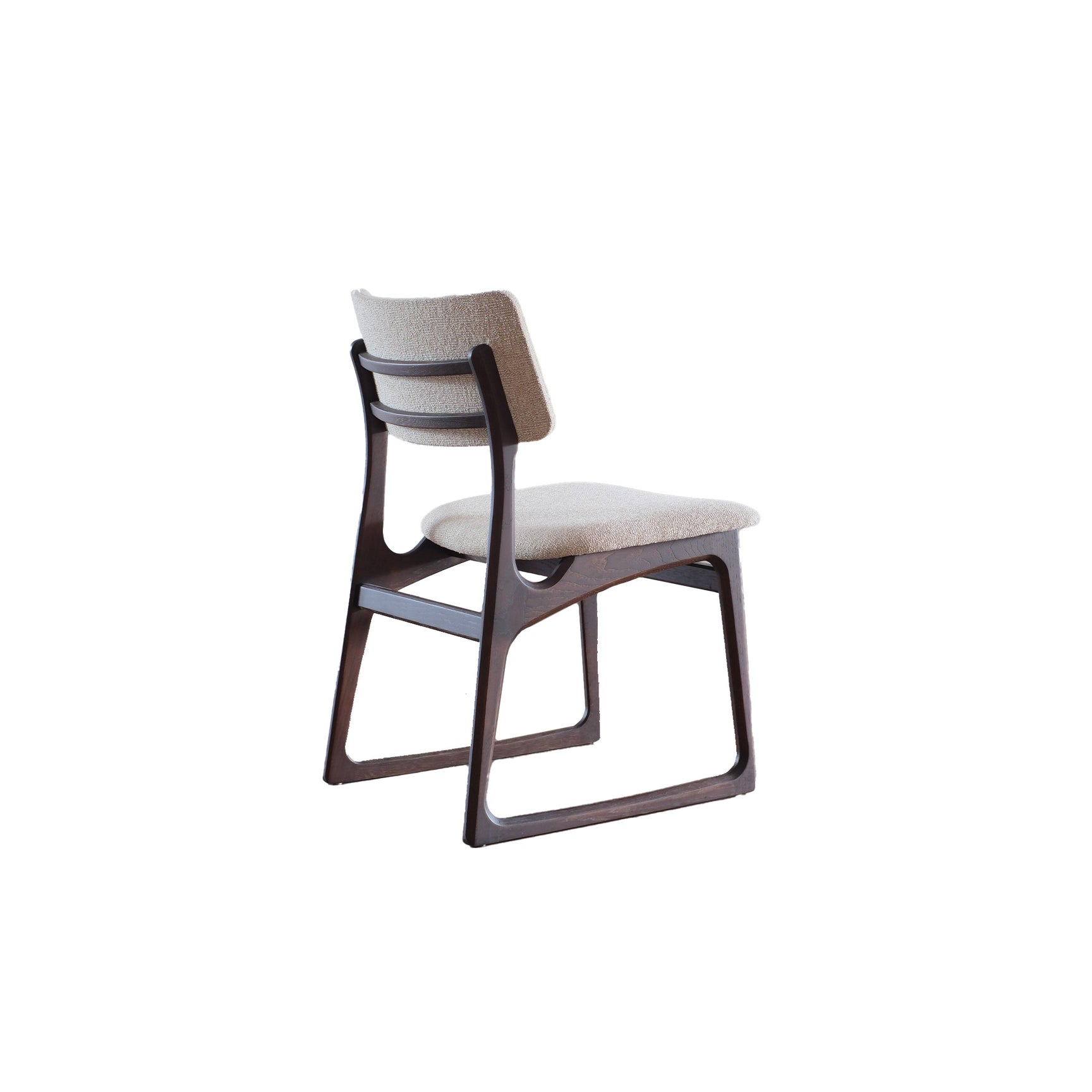 Arlo Chair – Sawdust