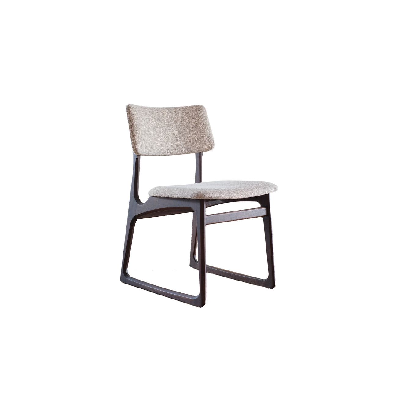 Arlo Chair – Sawdust