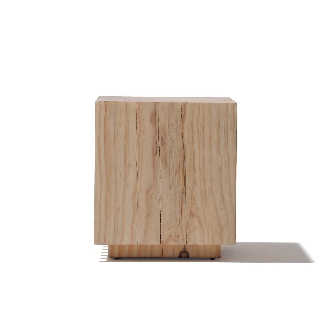 Supa form 2 - New Zealand Pine Wood Round Side Table – Sawdust