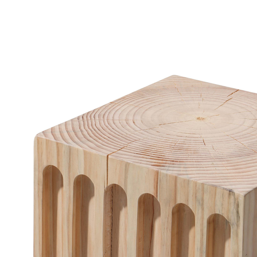 Supa form 2 - New Zealand Pine Wood Round Side Table – Sawdust